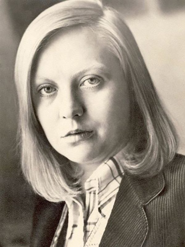 kryuchkova02 - Locals