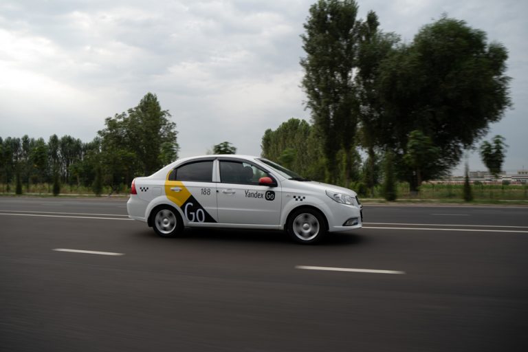 Yandex.Taxi превратился в Yandex Go - Locals